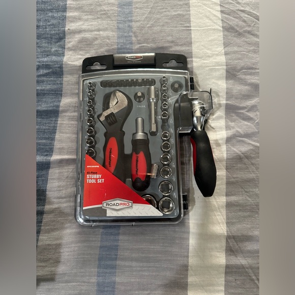 Road Pro | Other | Nwt Road Pro 45 Piece Stubby Tool Set With Case ...